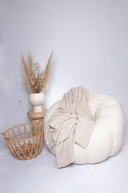 Sunset Snuggles Luxury Blankets: Throws